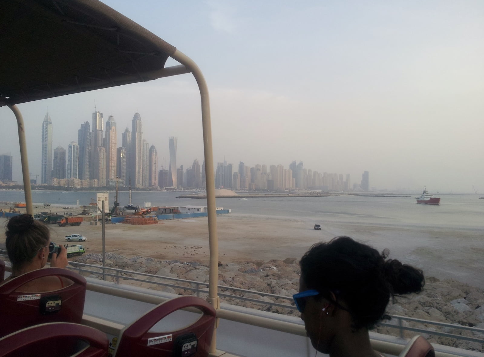 DUBAI CLIMATE :: How to Survive the Summer