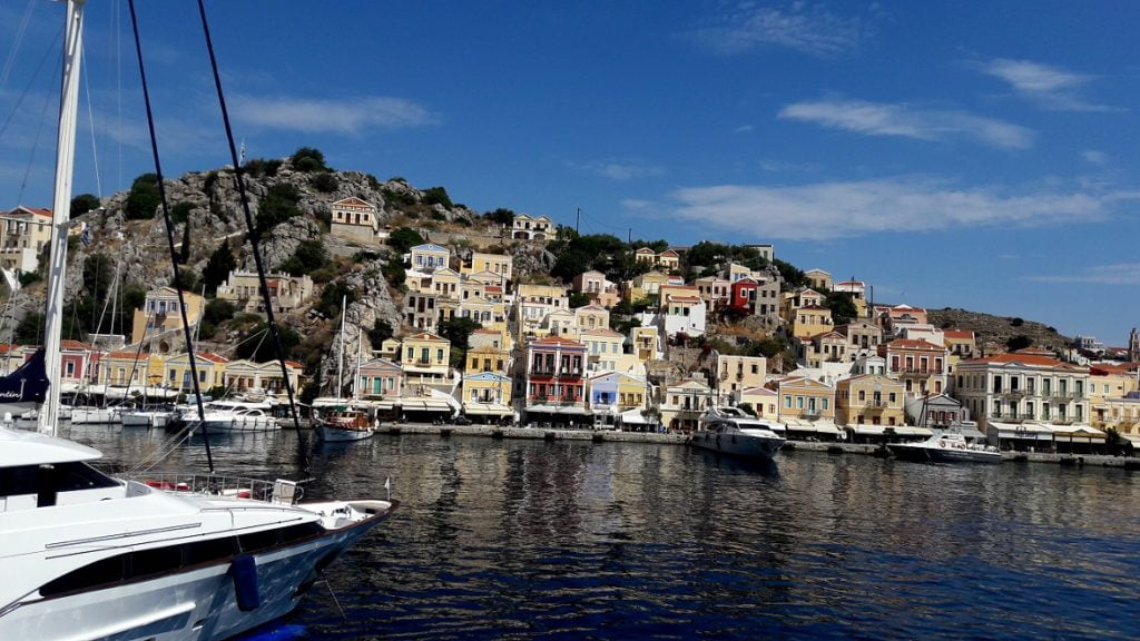 OSTRVO SIMI :: Šta da vidite