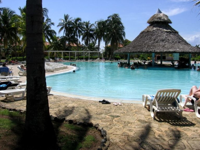 CUBA BEACHES :: Travelogue, Stories, And Photos