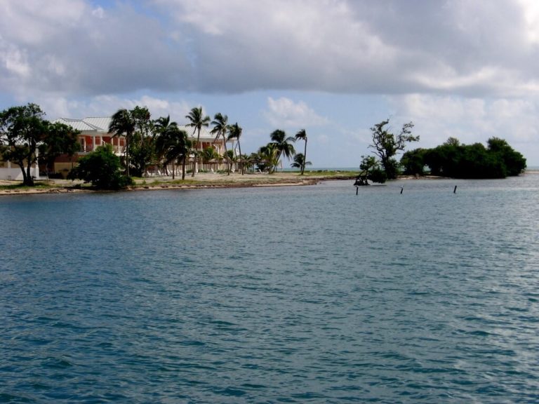 CUBA BEACHES :: Travelogue, Stories, And Photos