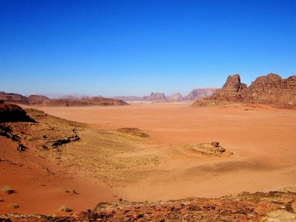 DEAD SEA FACTS :: Things To Know, Tips And Photos