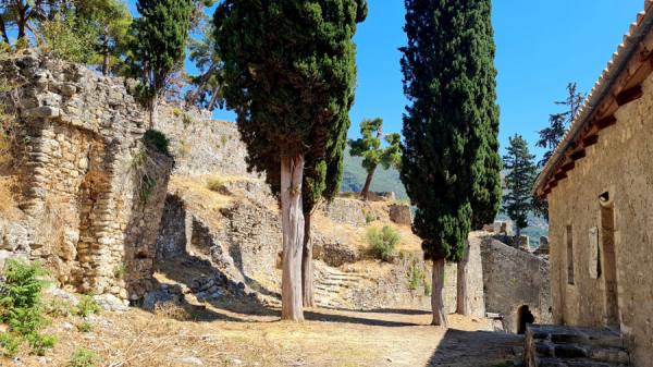 PLACES TO VISIT IN PARGA GREECE :: Things To See And Do